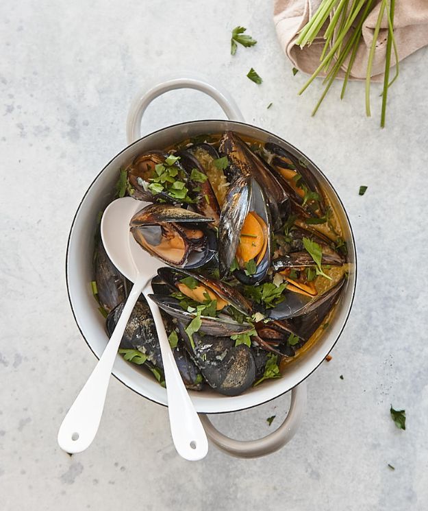 Garlic And White Wine Mussel Pots in the Thermomix | Recipe – alyce ...