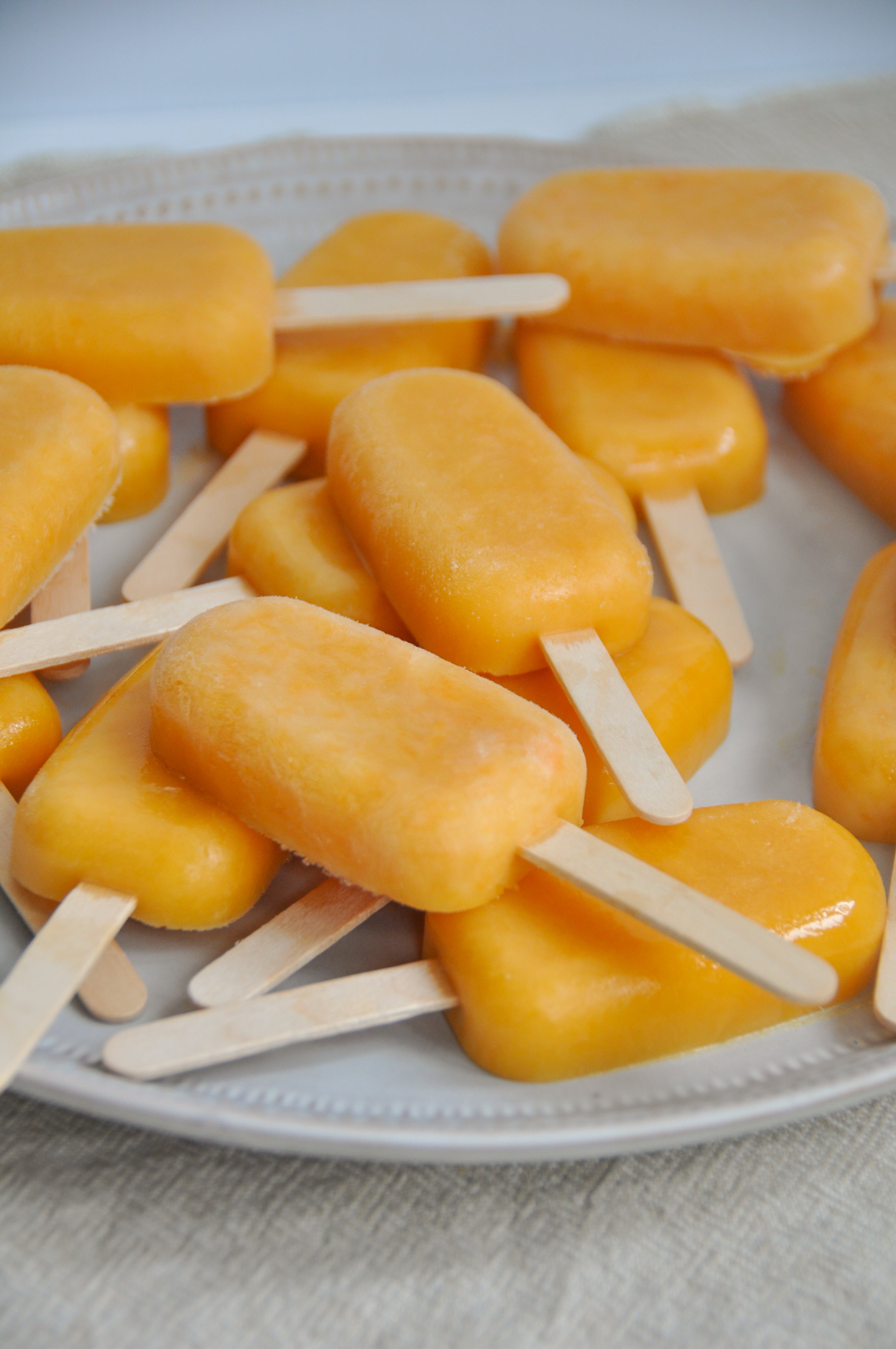 Nourishing Homemade Peach Pops | Free Recipe Here – alyce alexandra